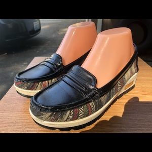 osscar | Shoes | Osscar Magic Stick Black Leather Sandals Size 388 ...